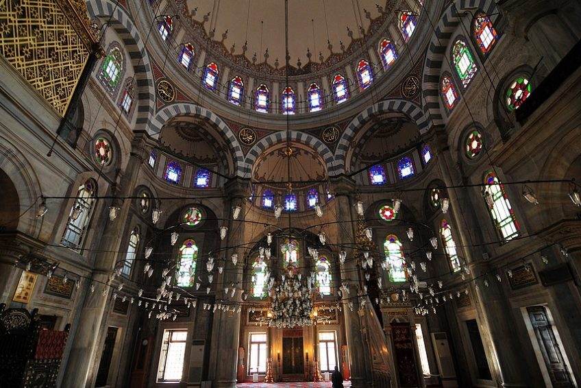 Laleli Camii - Ne Nerede