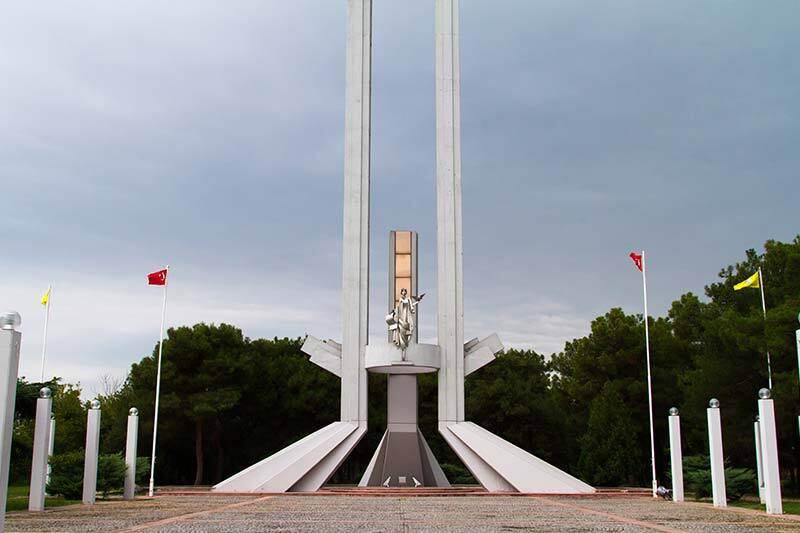 Lozan Anıtı ve Müzesi - Ne Nerede